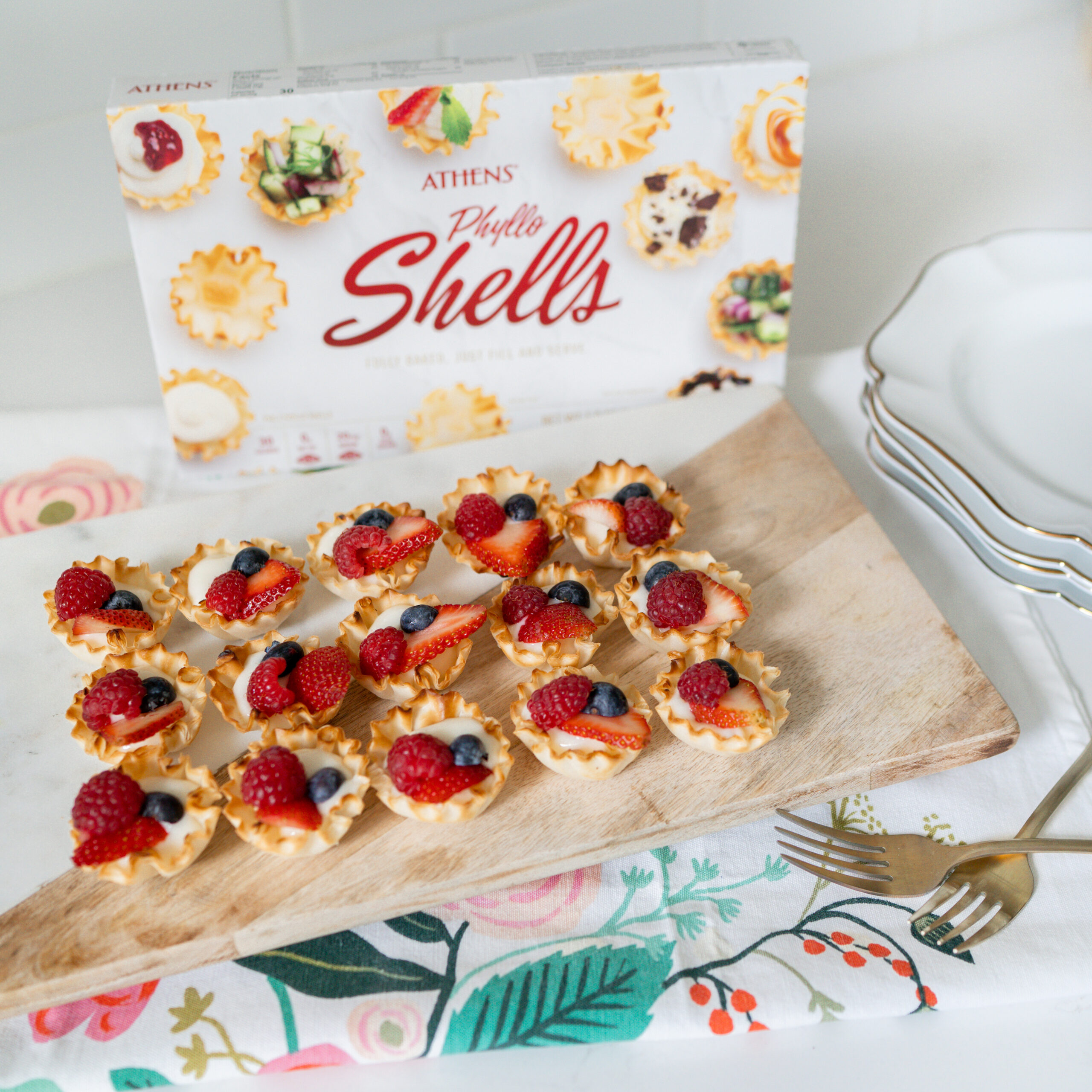 Phyllo Dough Berry Cheesecake Bites | Easy Home Meals