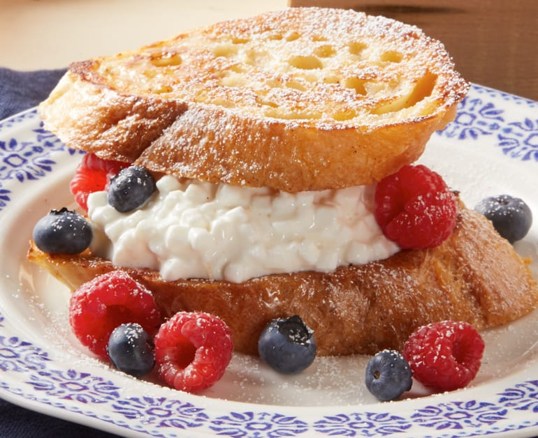 19 Ideas for a Fabulous French Toast Day | Easy Home Meals