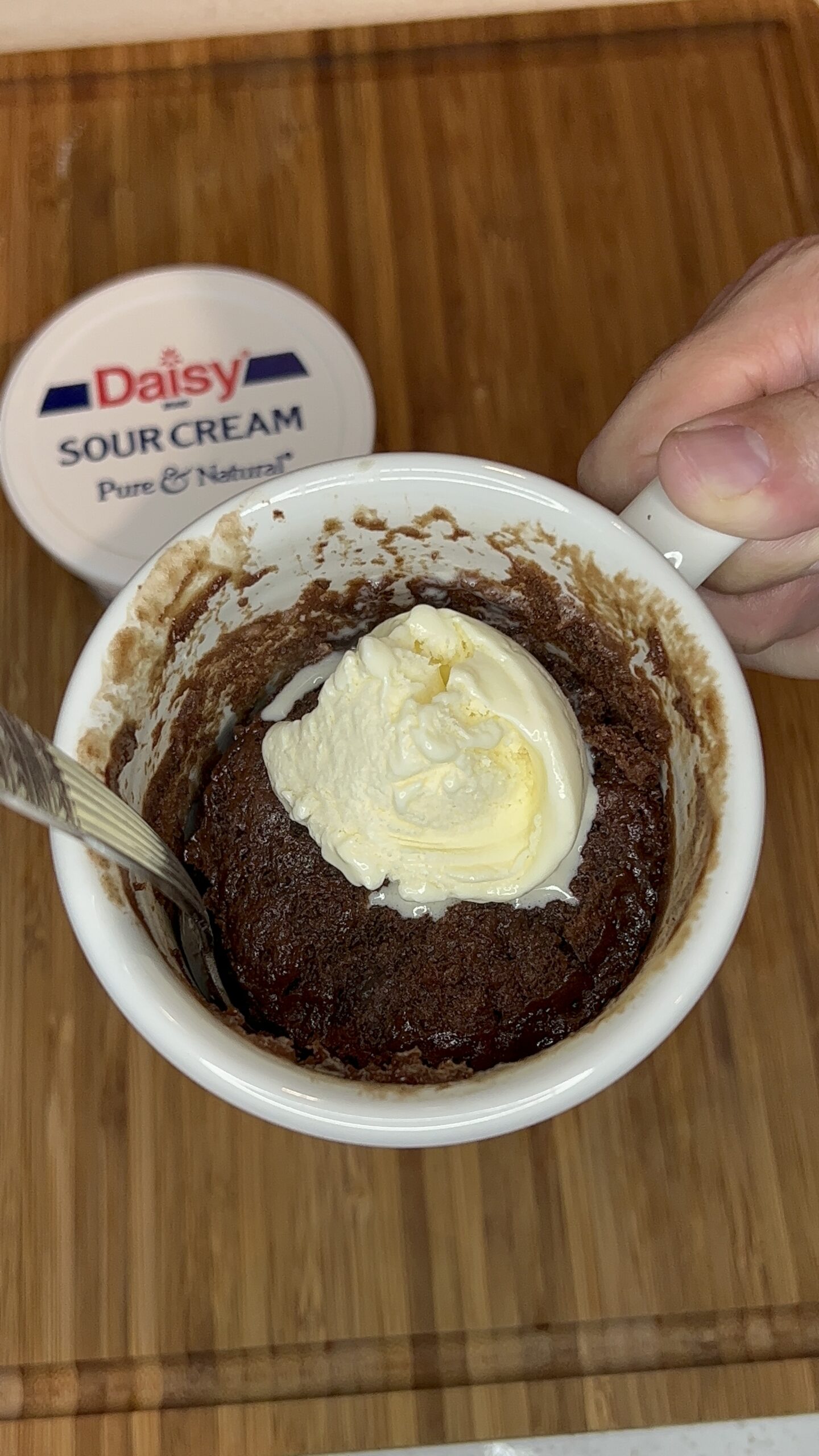 3-Minute Chocolate Mug Cake | Easy Home Meals